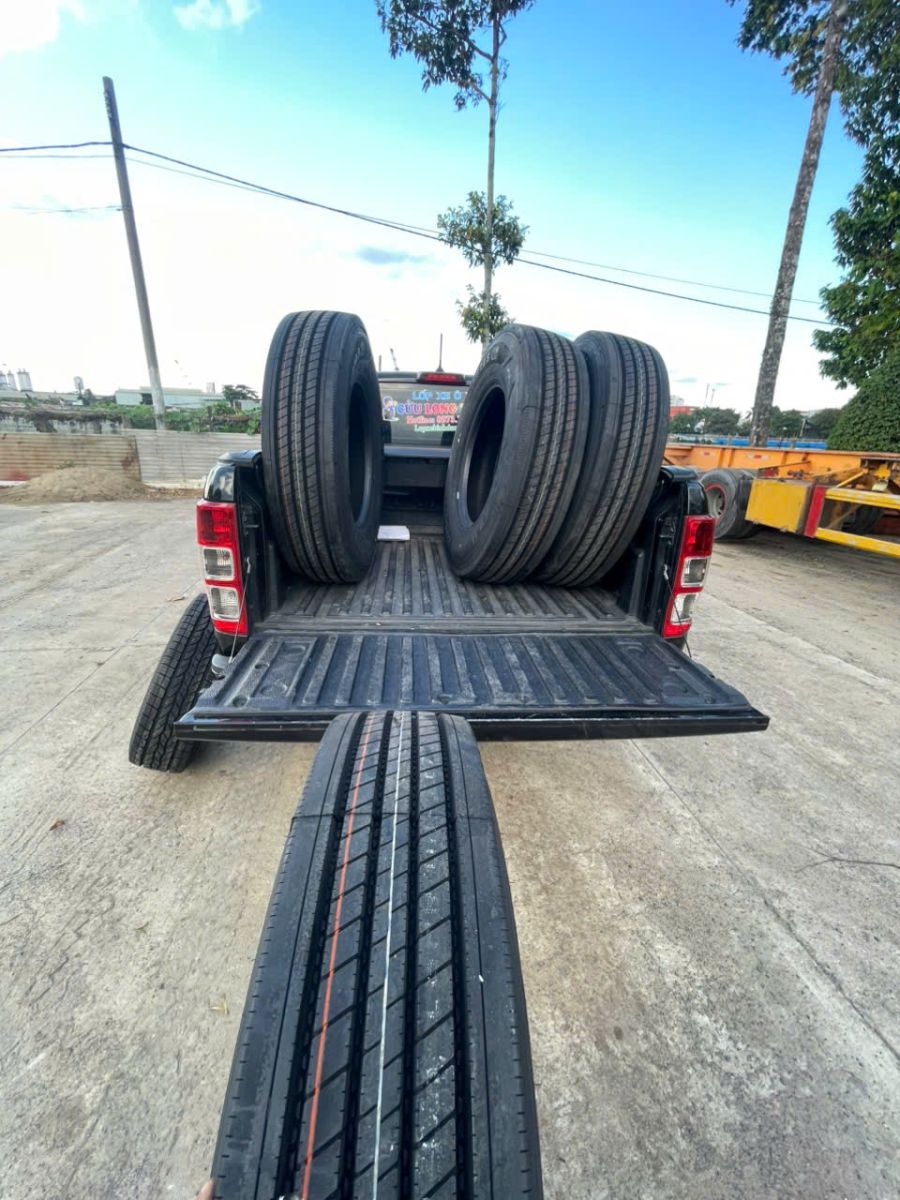 Vá Vỏ Xe Ô Tô Lưu Động Tại Dĩ An – Bình Dương 24/7 – Có Mặt Nhanh 2025